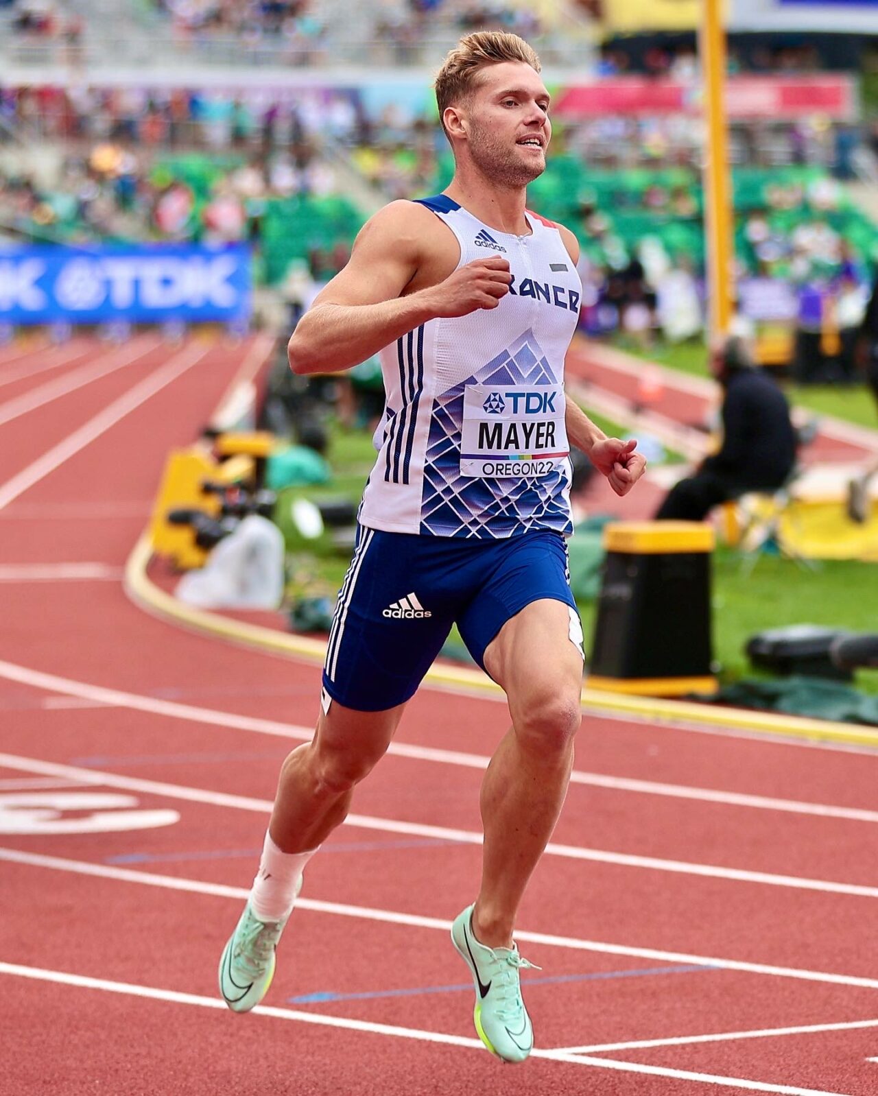 Kevin Mayer est sacré champion du monde du décathlon avec 8816 points à ...