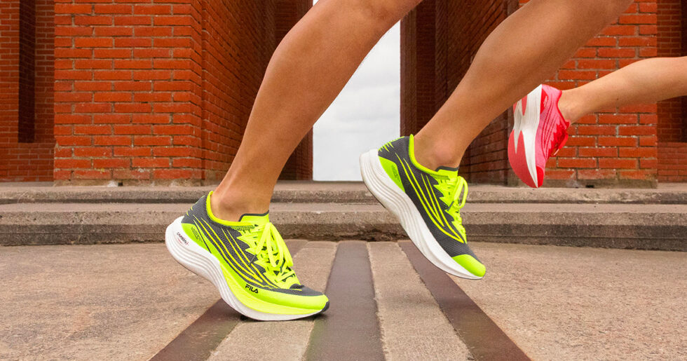 Astatine : FILA dévoile sa première chaussure de running équipée d'une ...