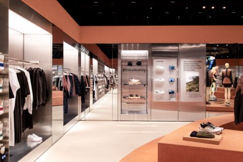 Running : Le premier magasin On débarque à Paris
